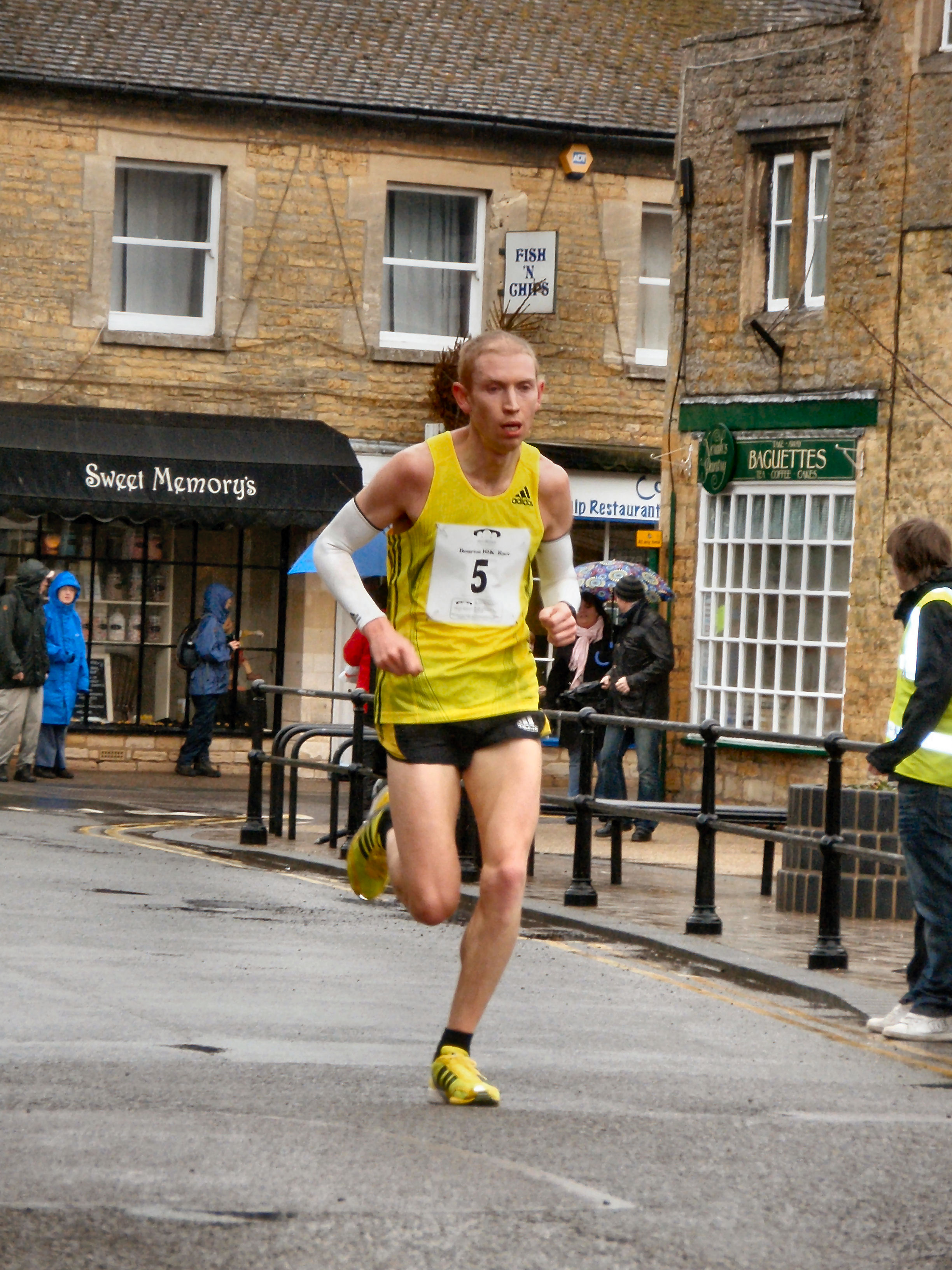 High Bridge Jewellers' Bourton-on-the-Water 10k